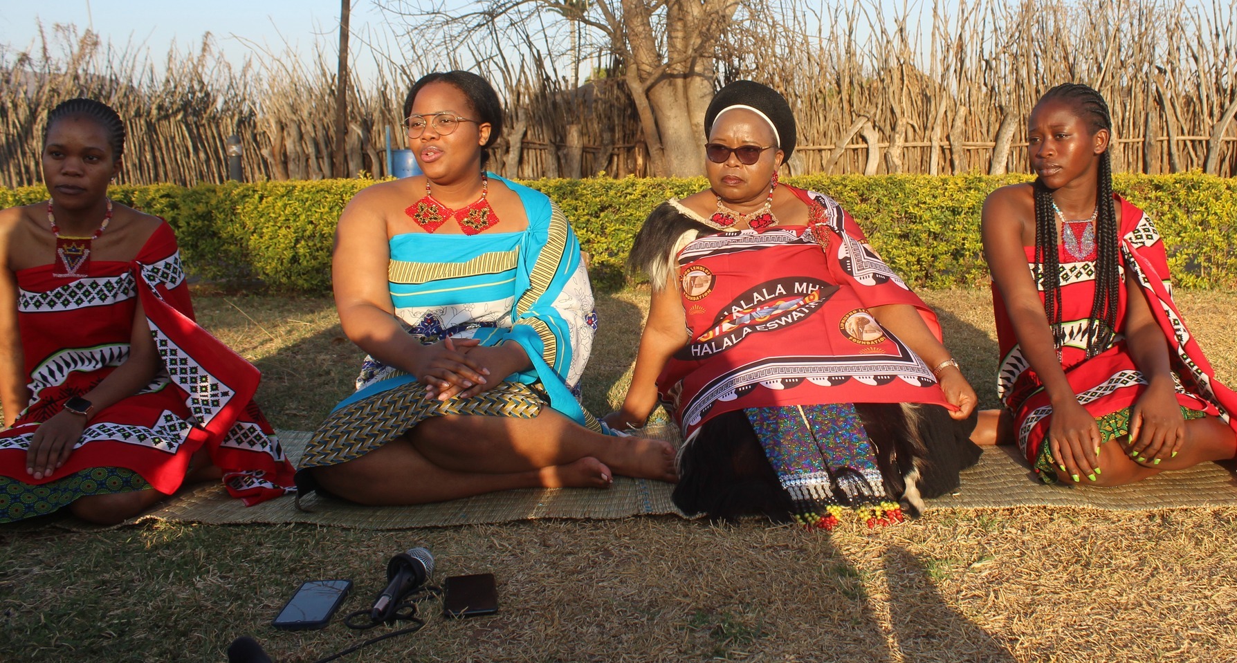 King Mswati III Summons Maidens for Umhlanga Ceremony - The Africa ...
